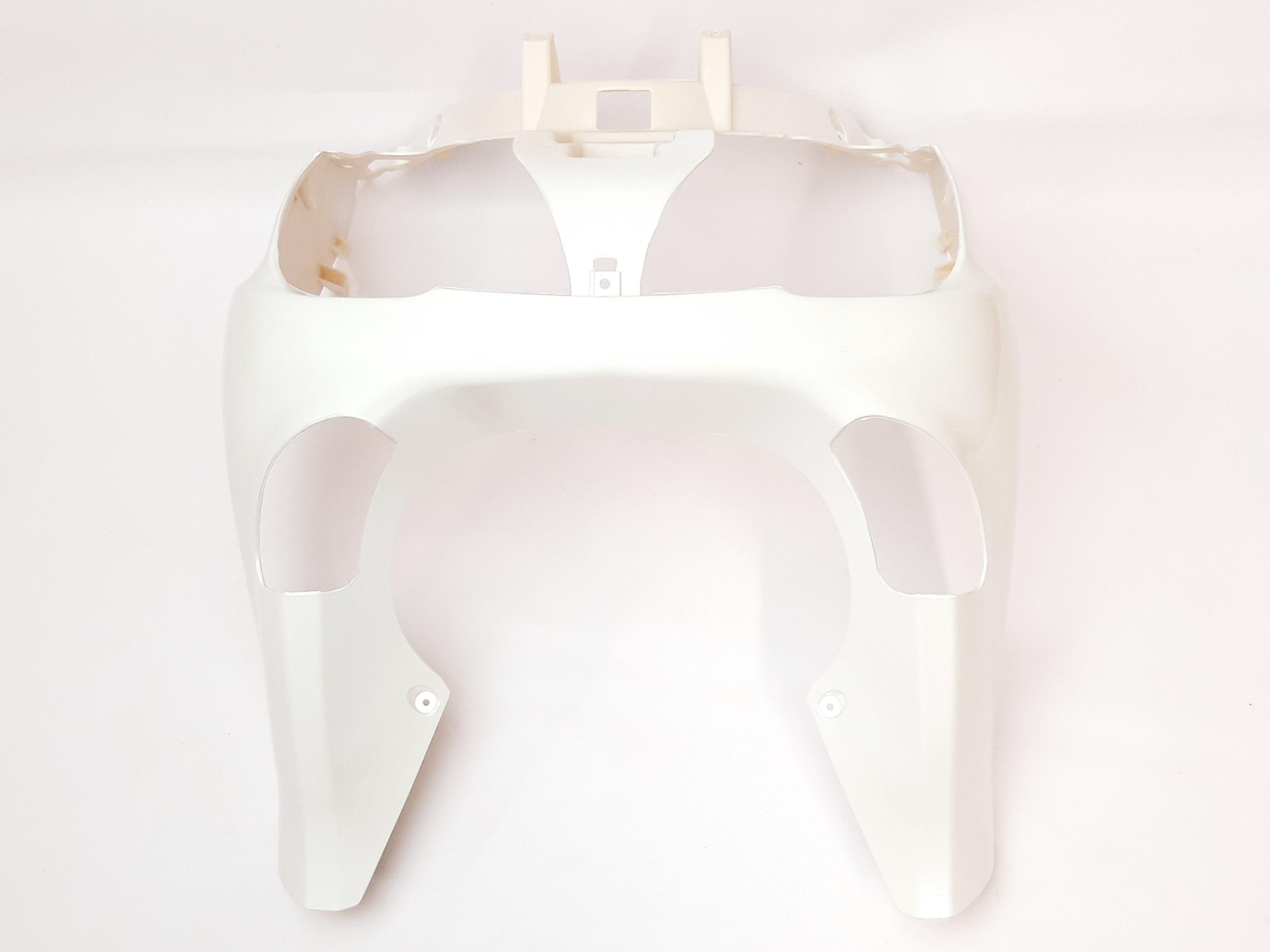LEG SHIELD, FRONT, WHITE - Dealer Szamocin